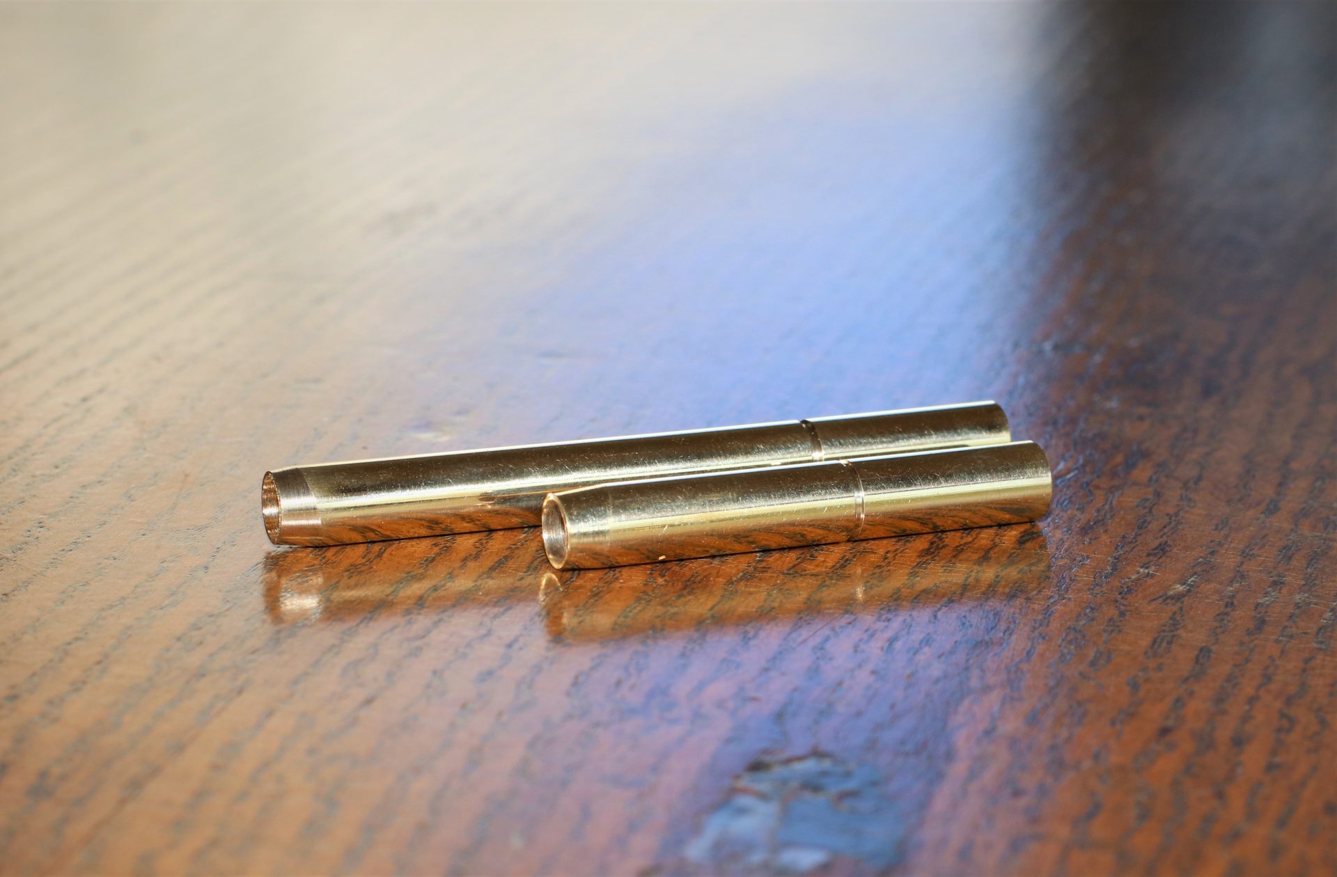 Pipes Collectibles Cholla Wood chillum Ribbed Brass Tips Blue Resin One ...