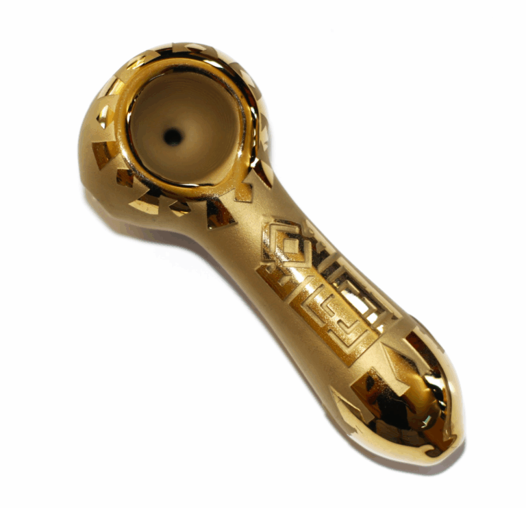 How to Use a Weed Pipe Like a Pro - A Beginner’s Guide